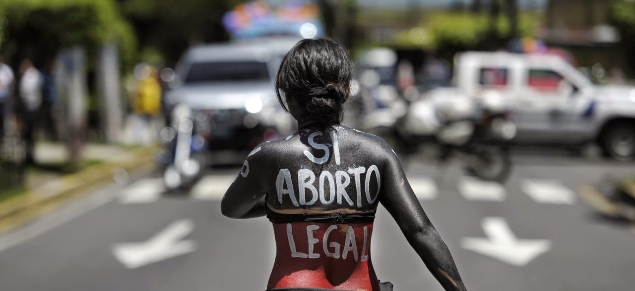 Congreso dominicano debe aprobar despenalización del aborto en 3 causales