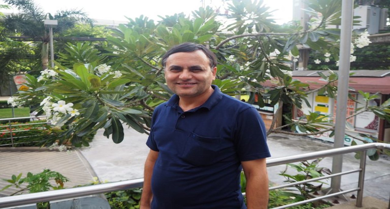 India: Obstacles to freedom of movement and subsequent deportation of ...